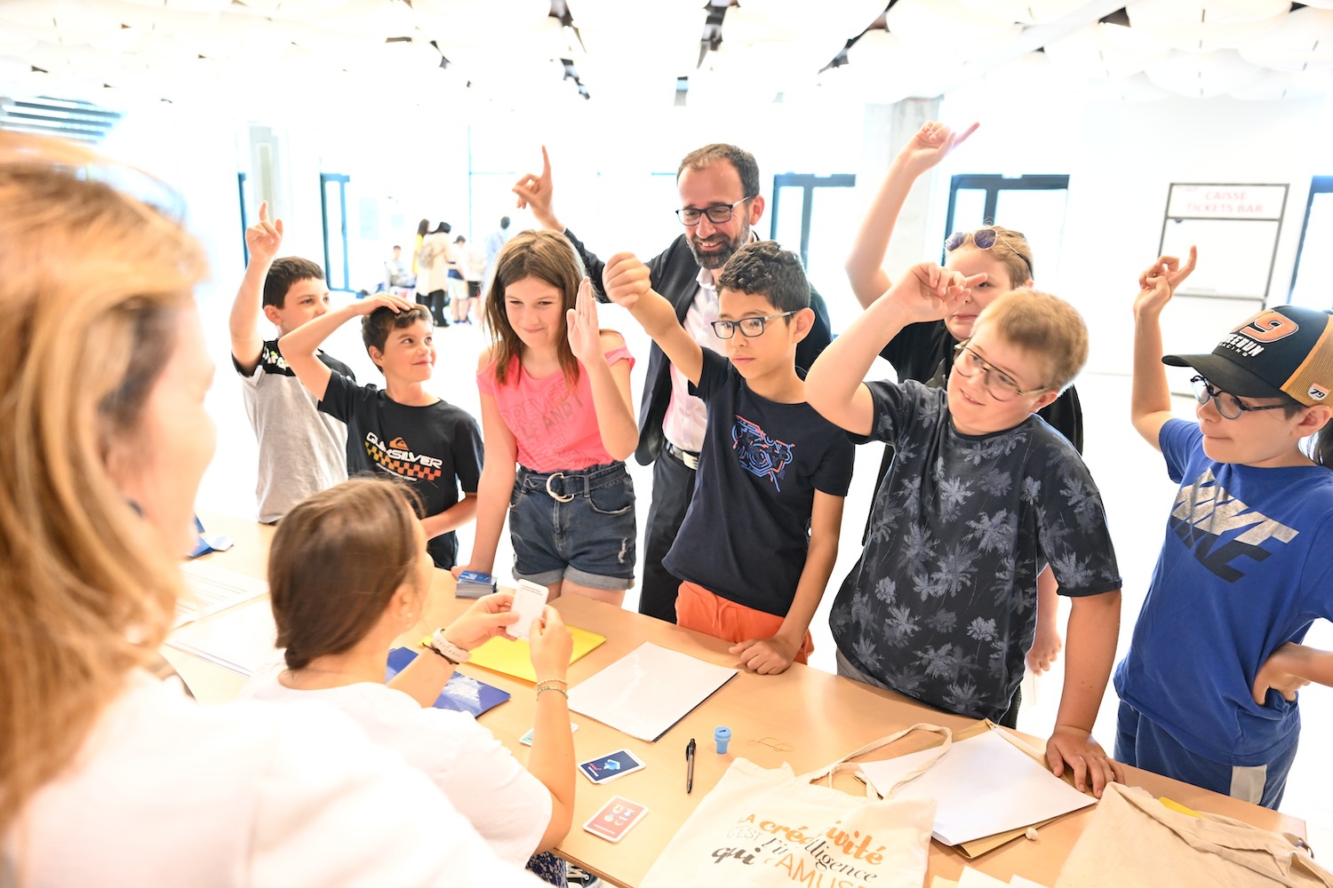 Couverture photo du Forum des Enfants 2023 pour le Défenseur des Enfants